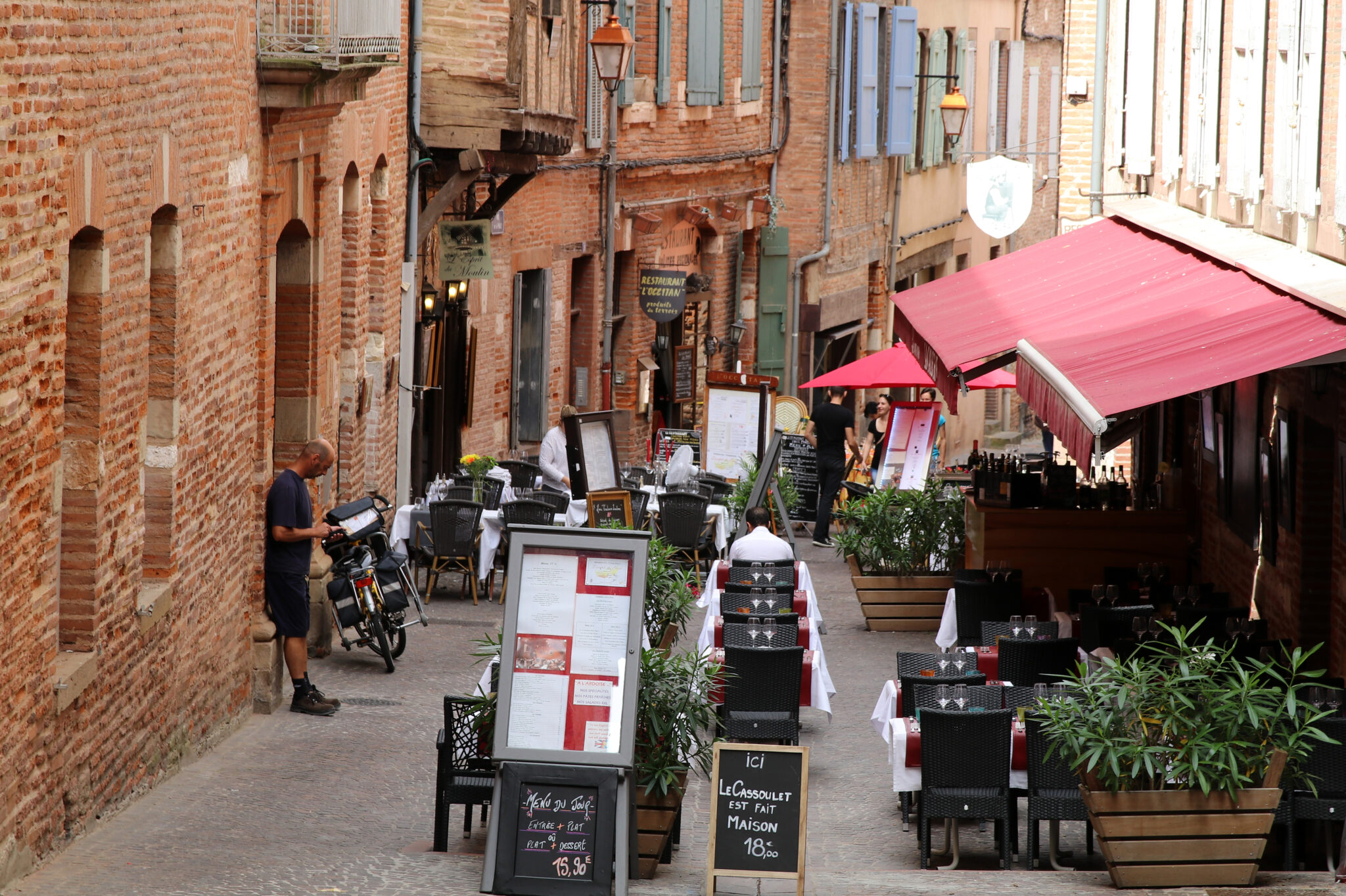 Albi entdecken: 10 Insidertipps für die bezaubernde Bischofsstadt!